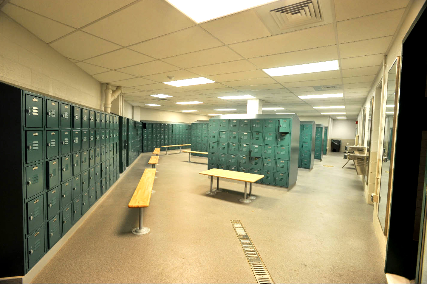 Roberto Clemente State Park Aquatics Facility - NV5