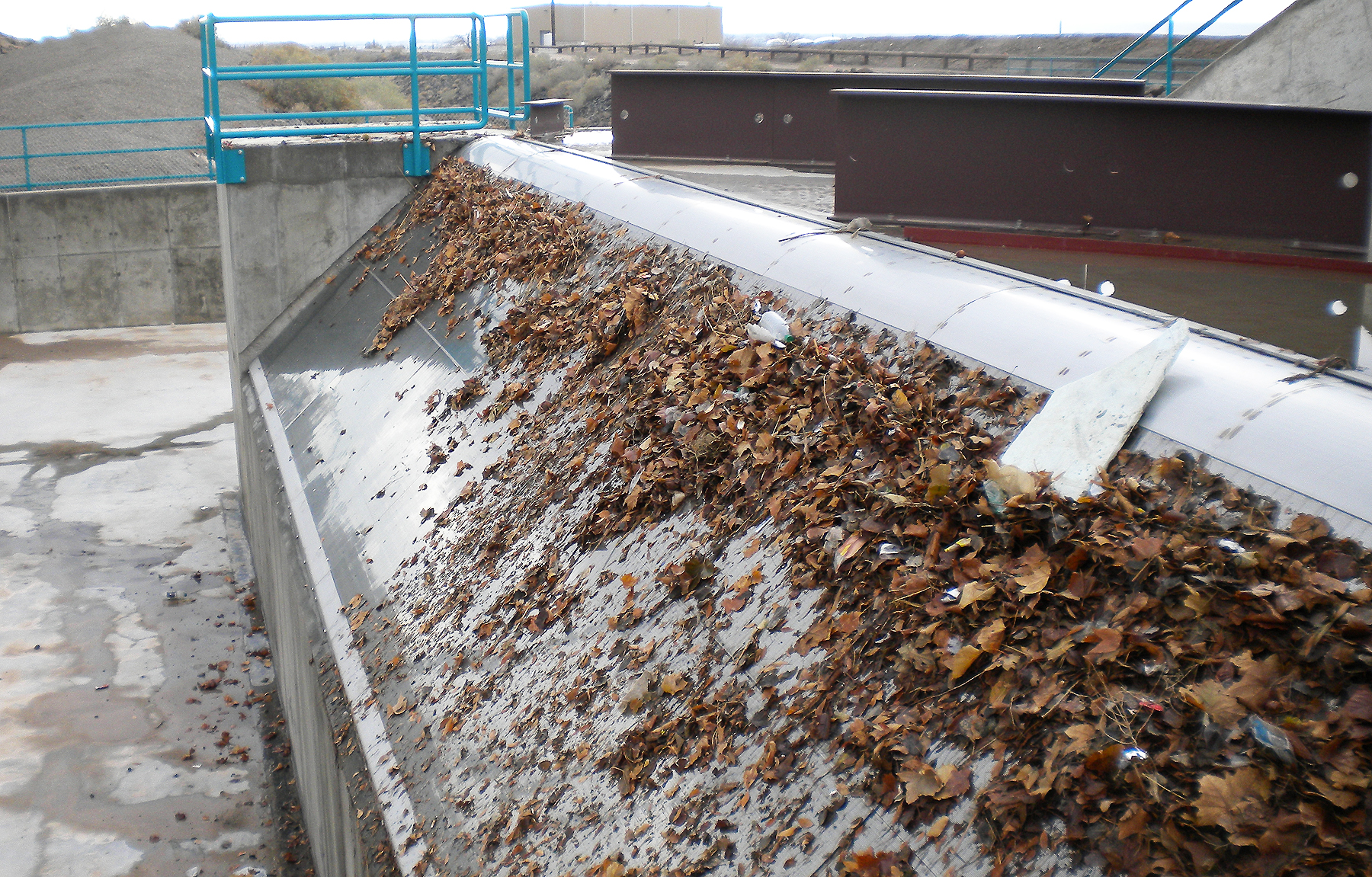 South Diversion Channel, I-25 Baffle Chute Stormwater Quality Facility ...